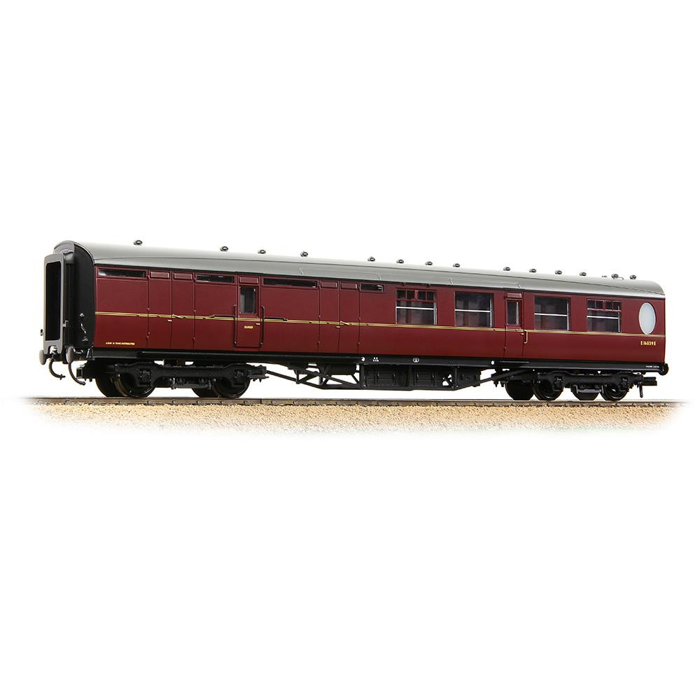 34-462A - Thompson 2nd Brake CorridorbBR Maroon - Durham Trains of Stanley
