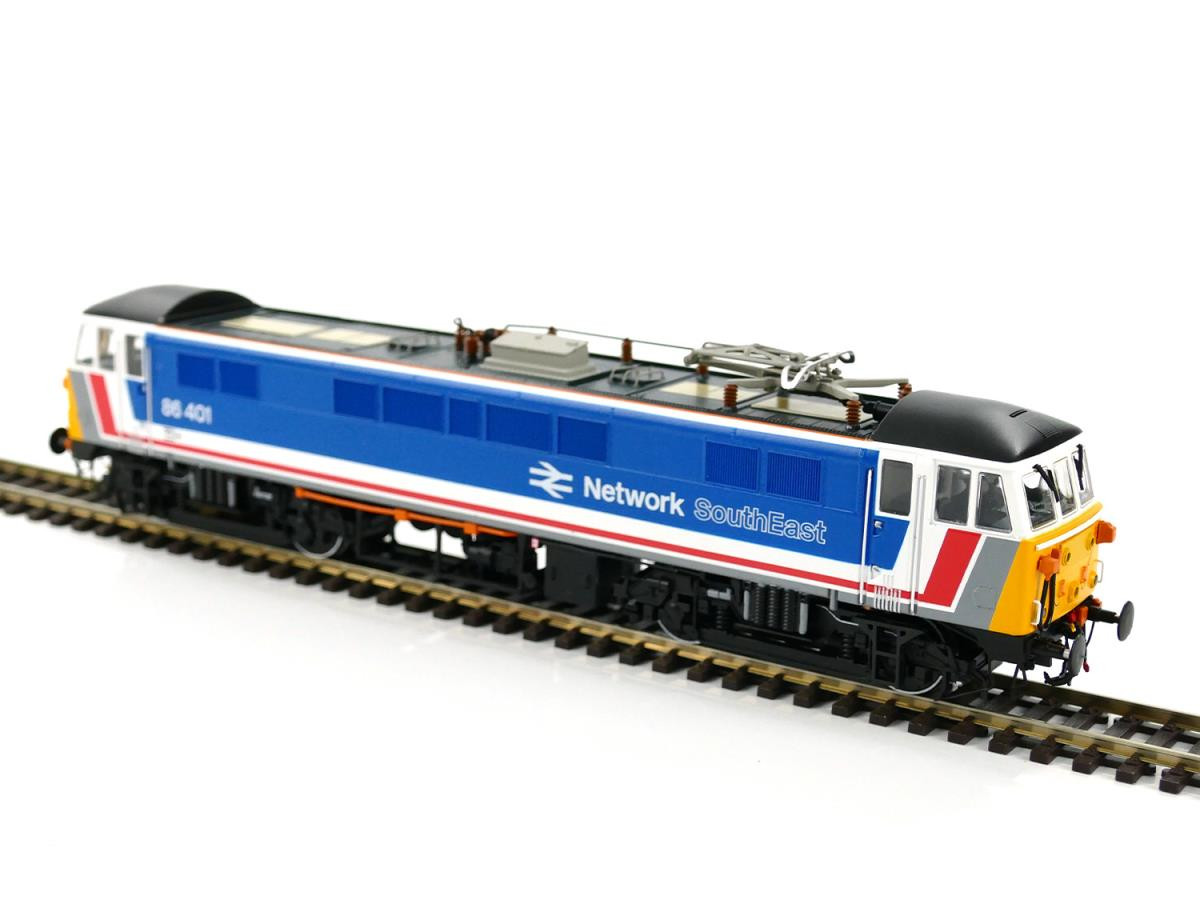 GM4240303 - Class 86401 Network Southeast - Durham Trains of Stanley