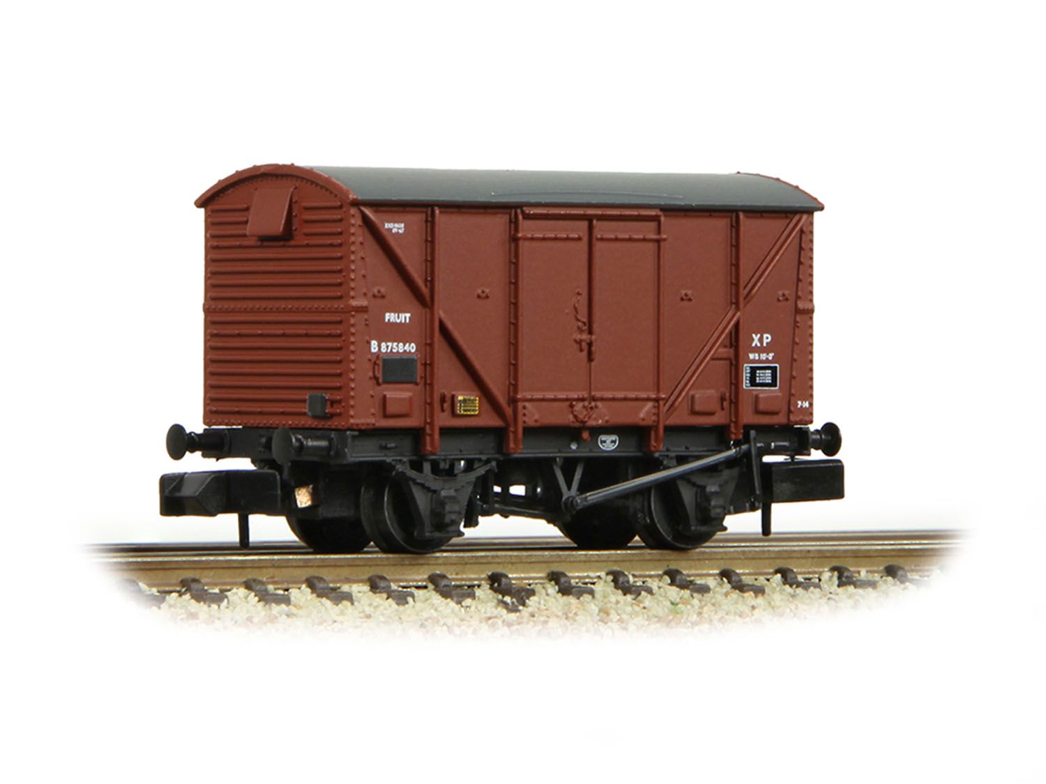 377-626C - BR 12 ton ventilated van bauxite late - Durham Trains of Stanley